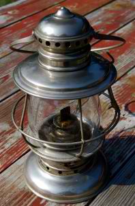 | How to Light Up Your World, part 1: Oil LampsPreppingToSurvive.com